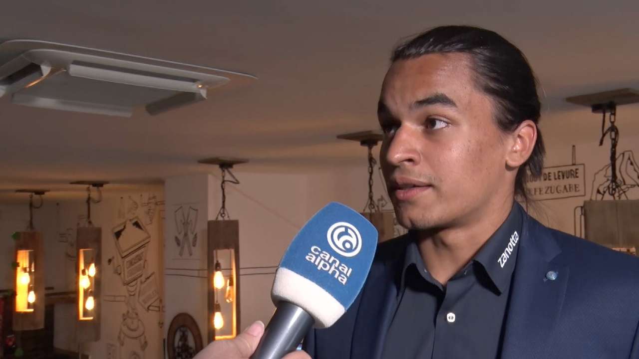 Noah Delémont croit aux chances du hockey suisse - Canal Alpha